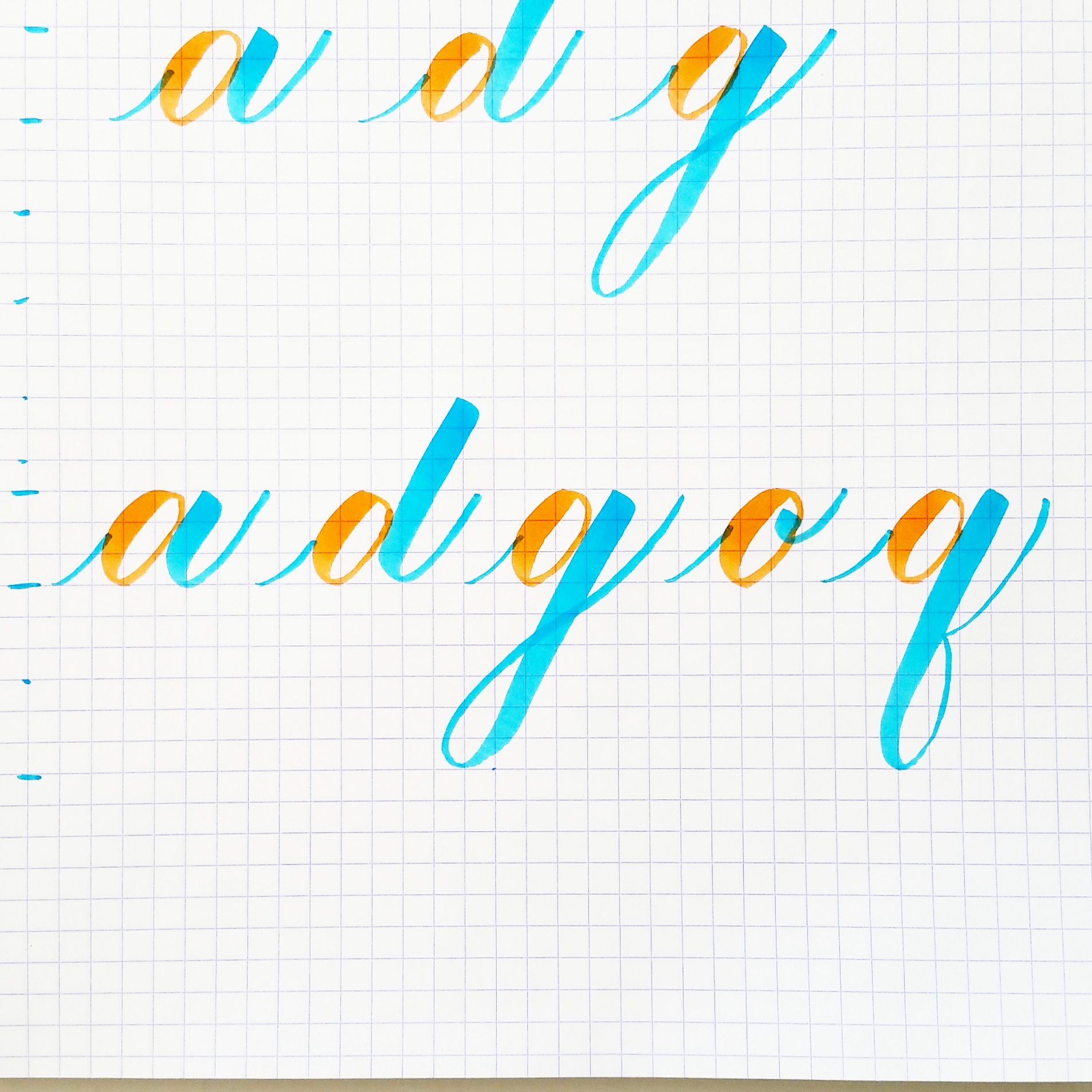 Basic brush calligraphy strokes: The oval – Pieces Calligraphy